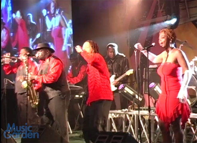 Tip Tops : Live Dance Band - 1-800-689-2263